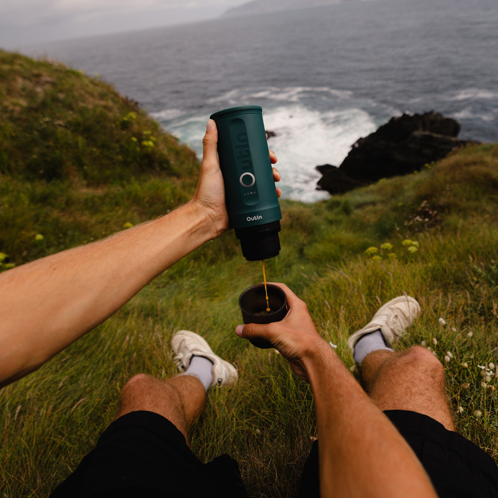 OutIn Nano Portable Espresso Machine - Teal