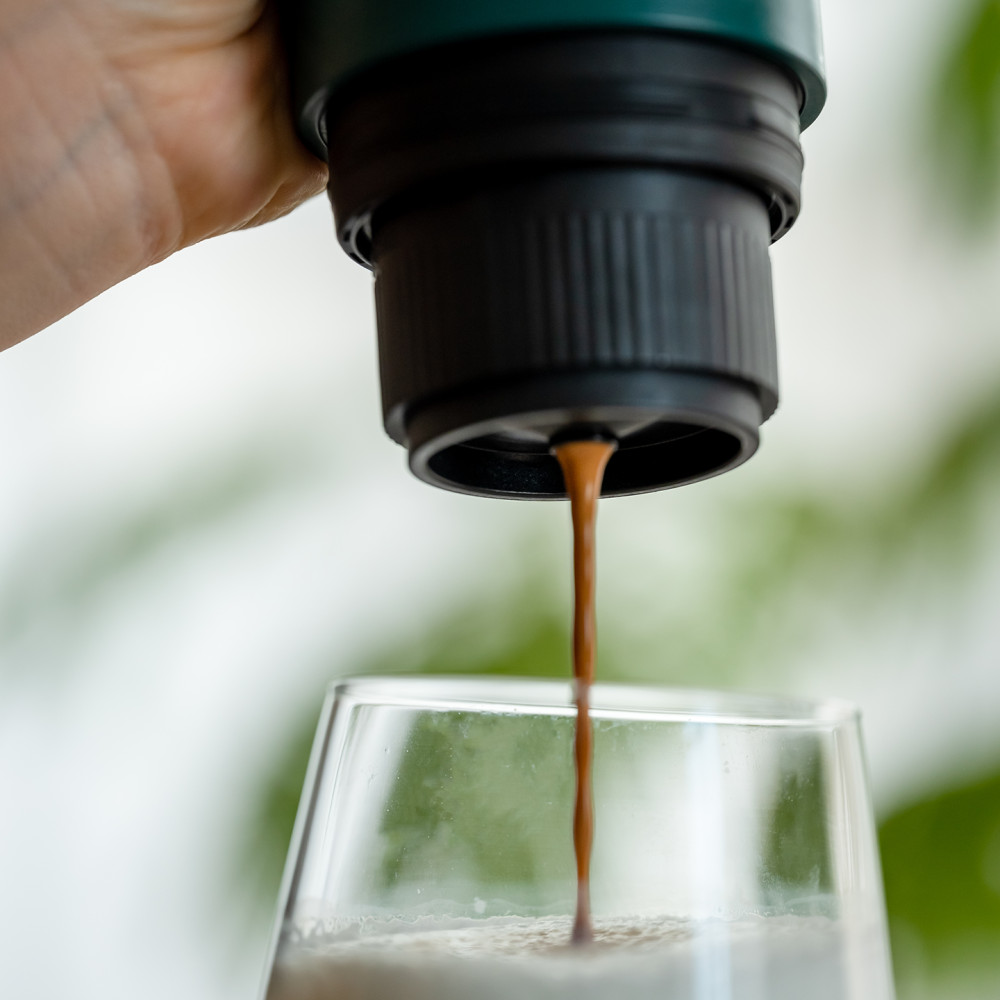 OutIn Nano Portable Espresso Machine - Teal