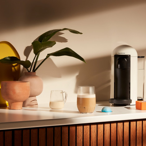Coffee machine Nespresso Vertuo Plus White